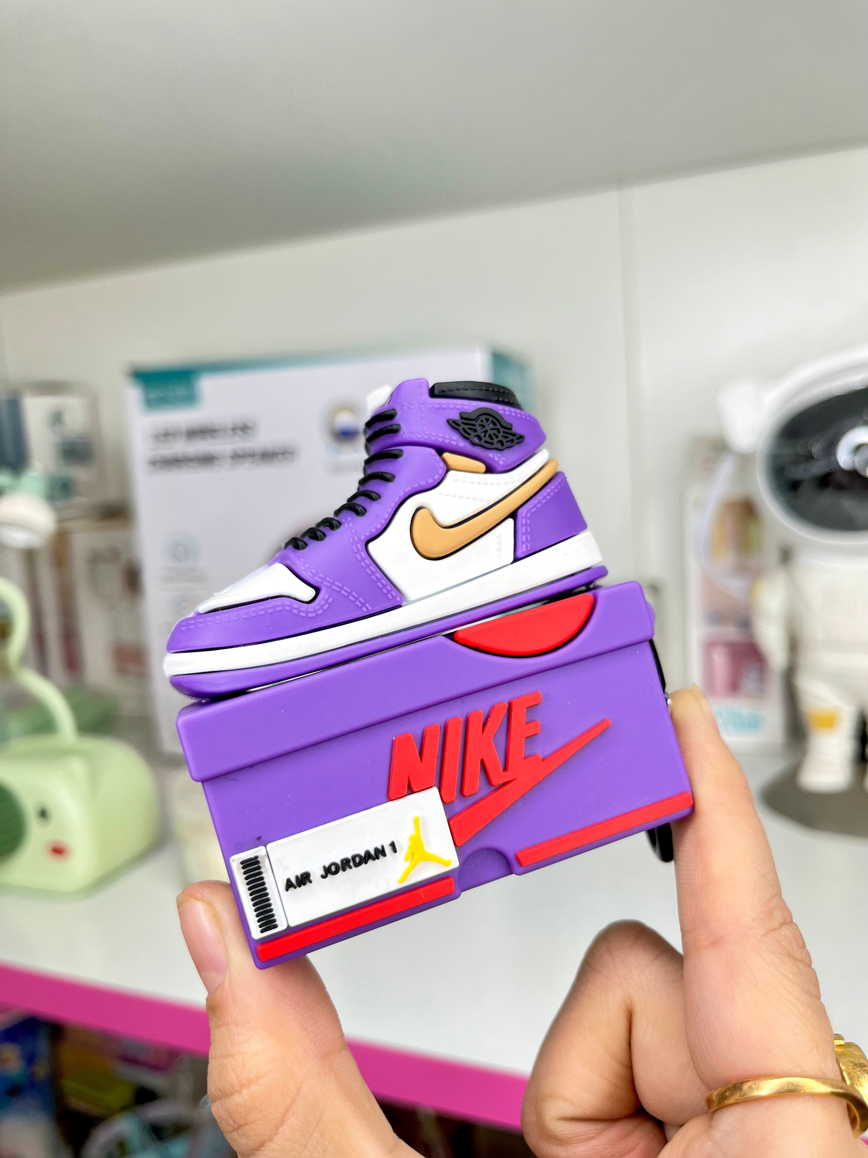 Quirky Sneaker AirPod Case | Cute Airpod Case – Stapleberry